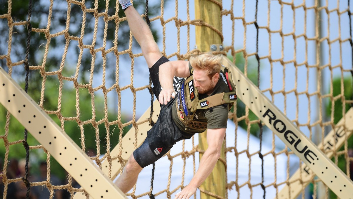 Vellner Takes Spill in The Battleground