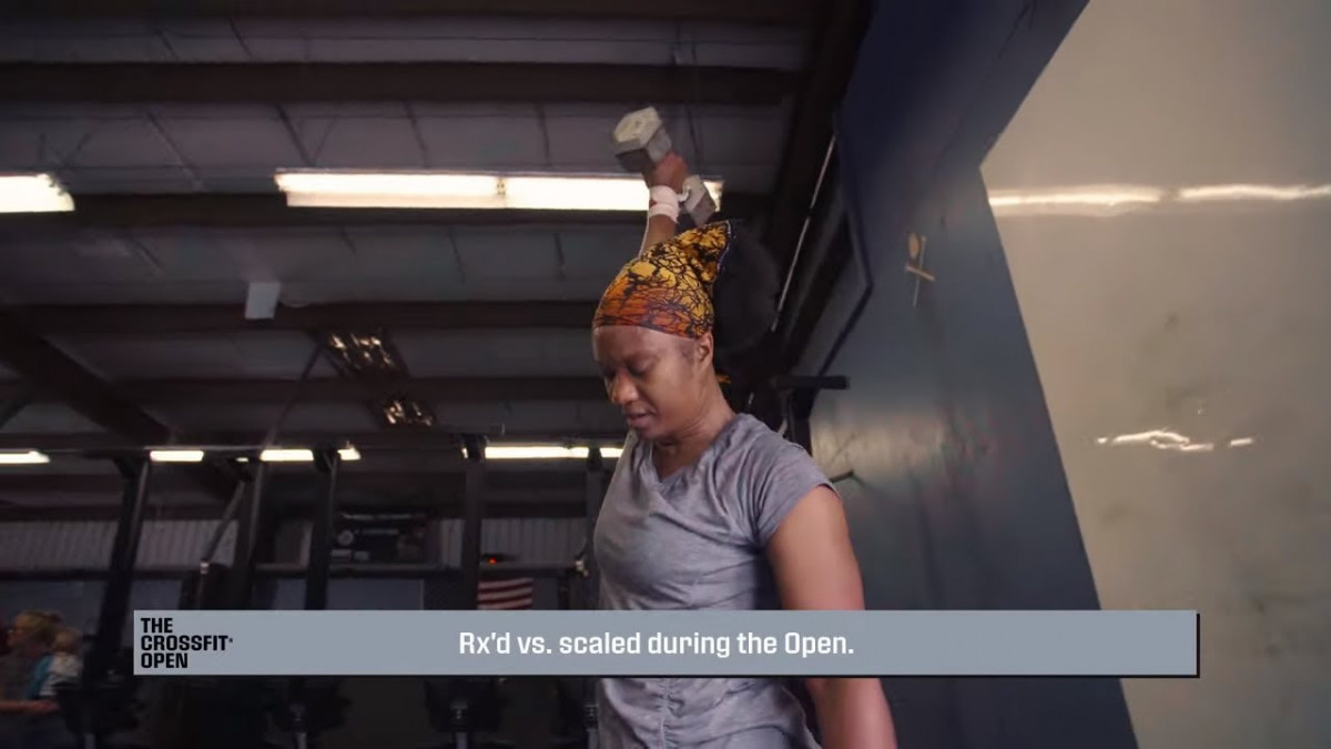 CrossFit Open Rx'd vs. Scaled: Which Version is for You?